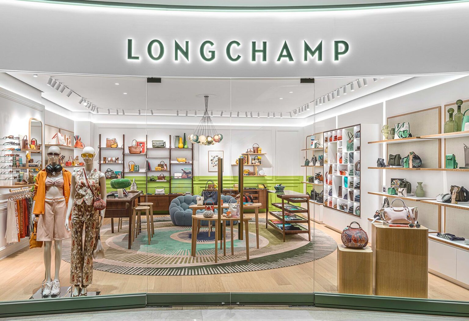 Longchamp ION - Great New Places