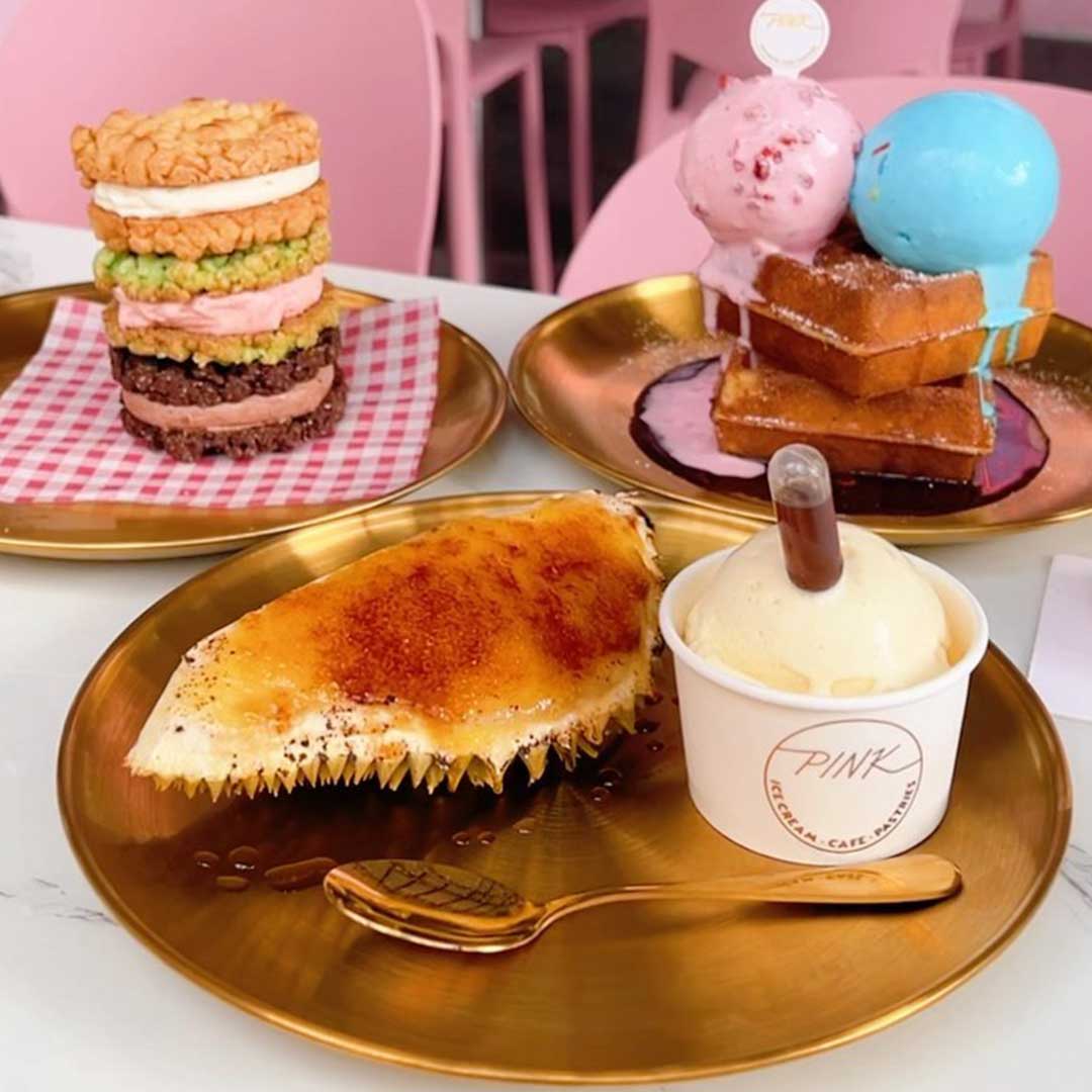 Pink Ice Cream Café - Great New Places